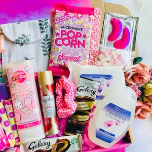 GIRLS FIRST PERIOD Starter Kit for Her, Self Care Package for Teenage ...