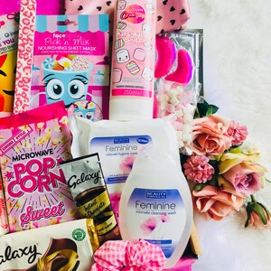 GIRLS FRIST PERIOD Starter Kit for Her, Teenage Girl Self Care Package ...