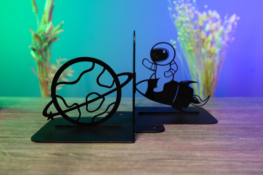 Book Lover Gift Astronomy Earth Planet Art Bookend Saturn Cosmic Room ...