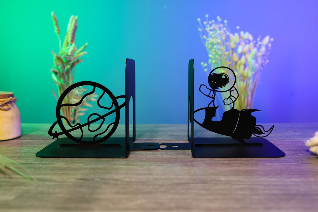 Bookends Astronaut Metal Rocket Decor Space Sci Fi Book End Unique ...