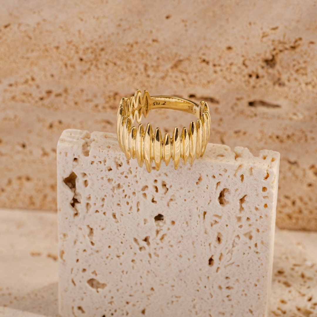 14k Solid Gold Ribbed Ring Chunky Dome Ring Unique Statement Ring Showy ...