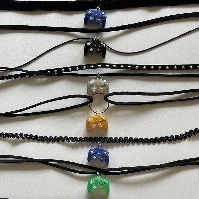 Controller Necklace - Etsy