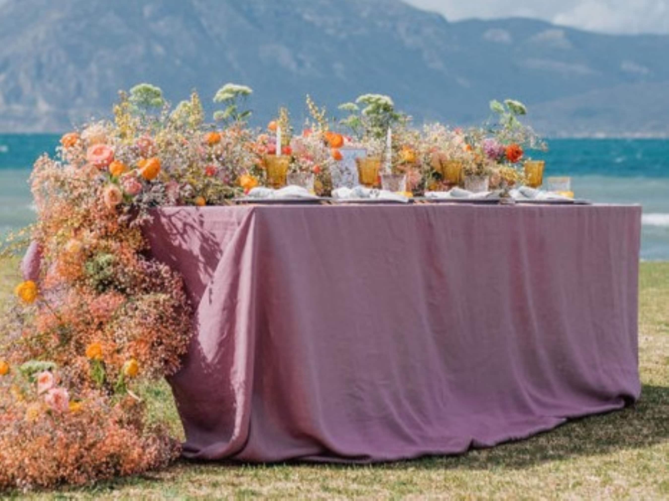 Custom Lavender Linen Tablecloth: Extra Long/wide Wedding Table Linens ...