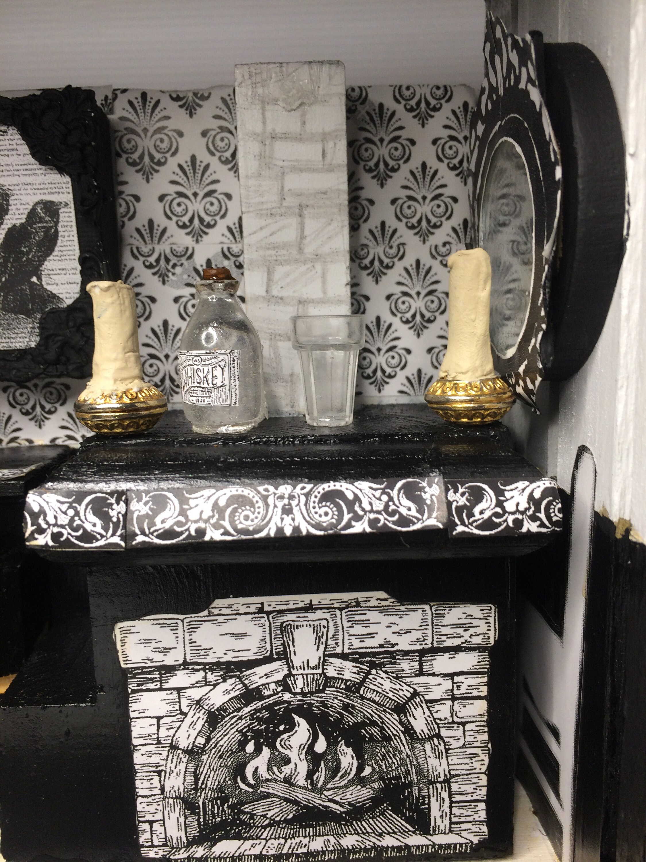 Edgar Allan Poe’s the Black Cat Dollhouse - Etsy