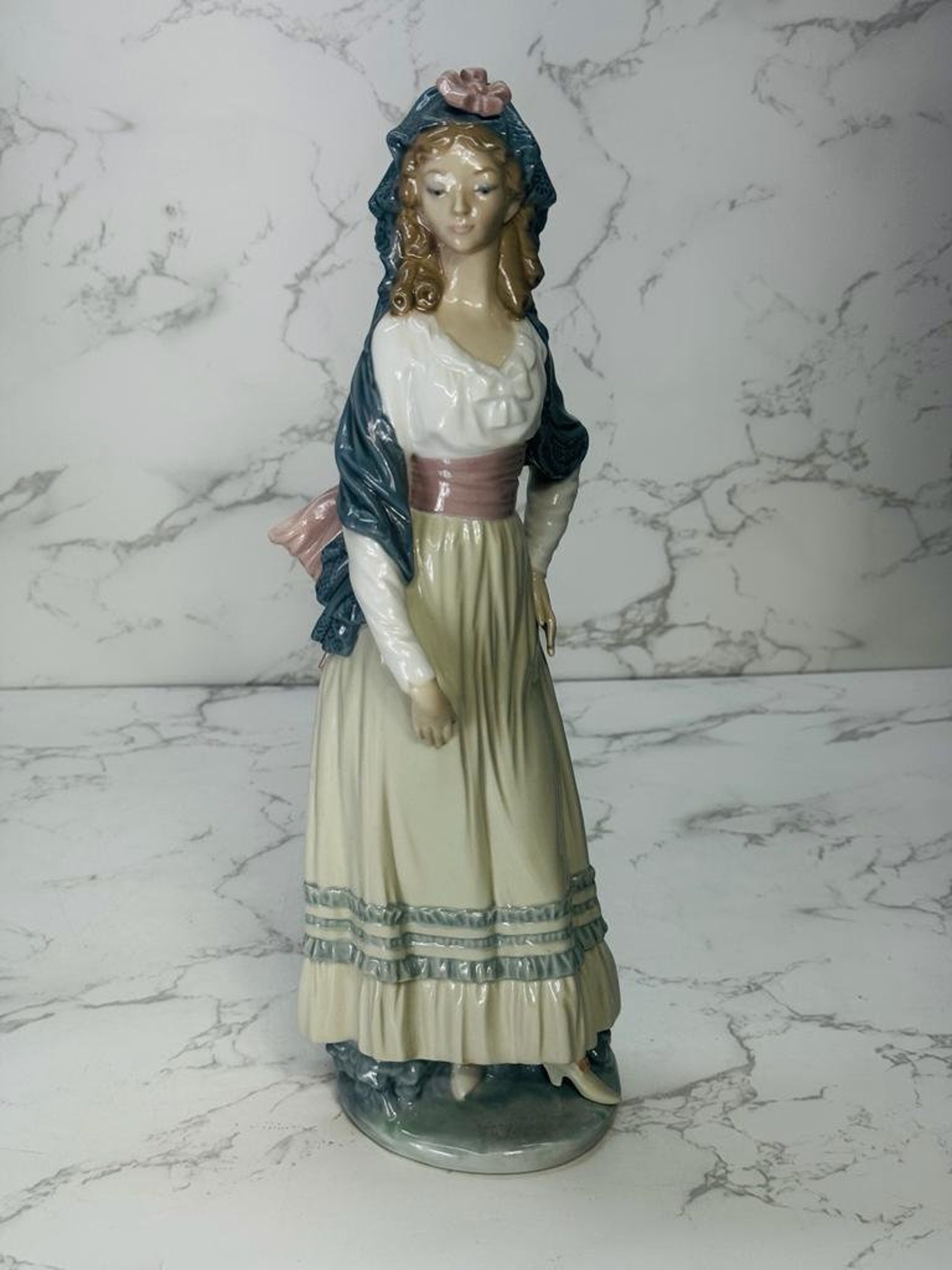Lladro Spain Porcelain Figurine 'goya Lady' #5125 Retired - Etsy