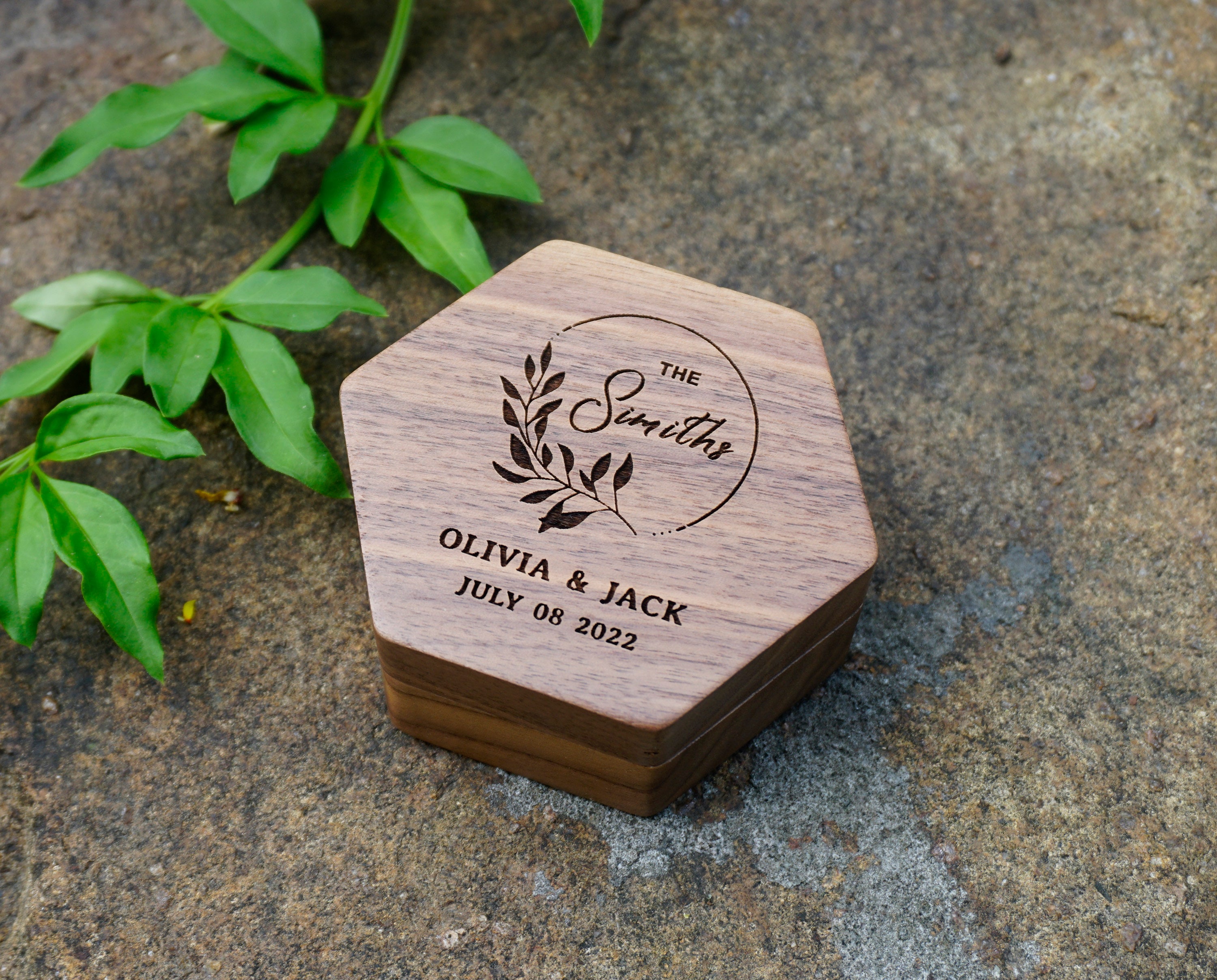Personalized Wood Hexagon Ring Box With Engraving and Inlay - Etsy