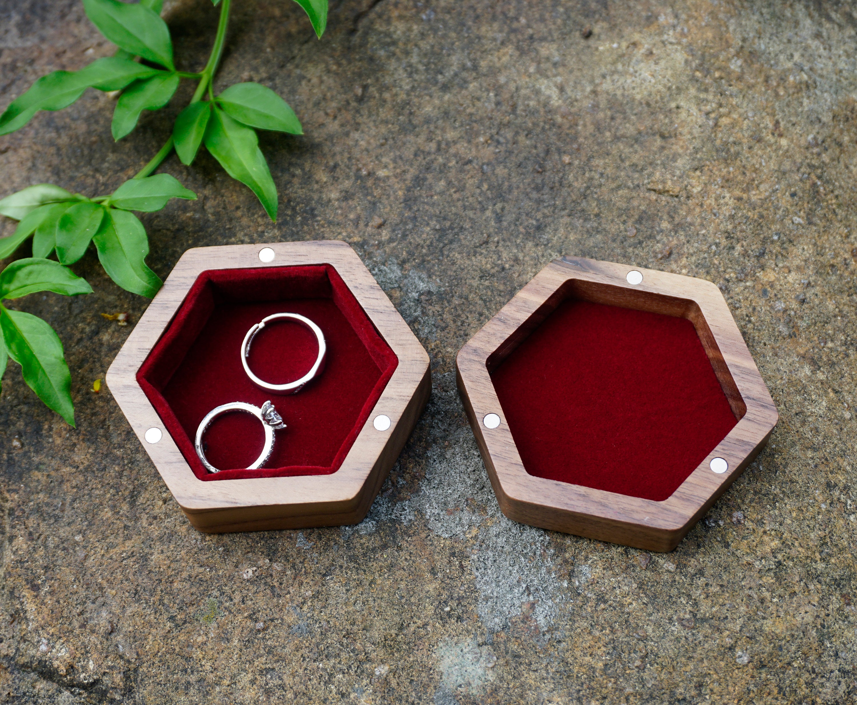 Personalized Wood Hexagon Ring Box With Engraving and Inlay - Etsy