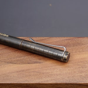 Personalized EDC Men Ballpoint Tactical Pen Magnetic Retractable With ...