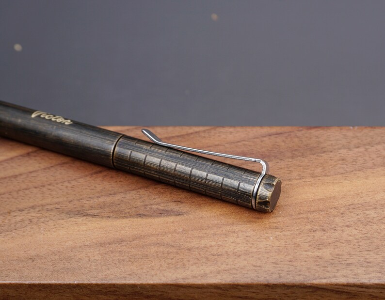 Personalized EDC Men Ballpoint Tactical Pen Magnetic Retractable With ...