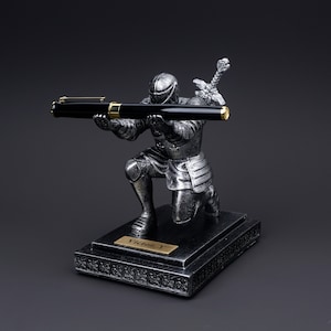 Personalized Knight DESK PEN HOLDER With Engraved Brass Name Plate ...