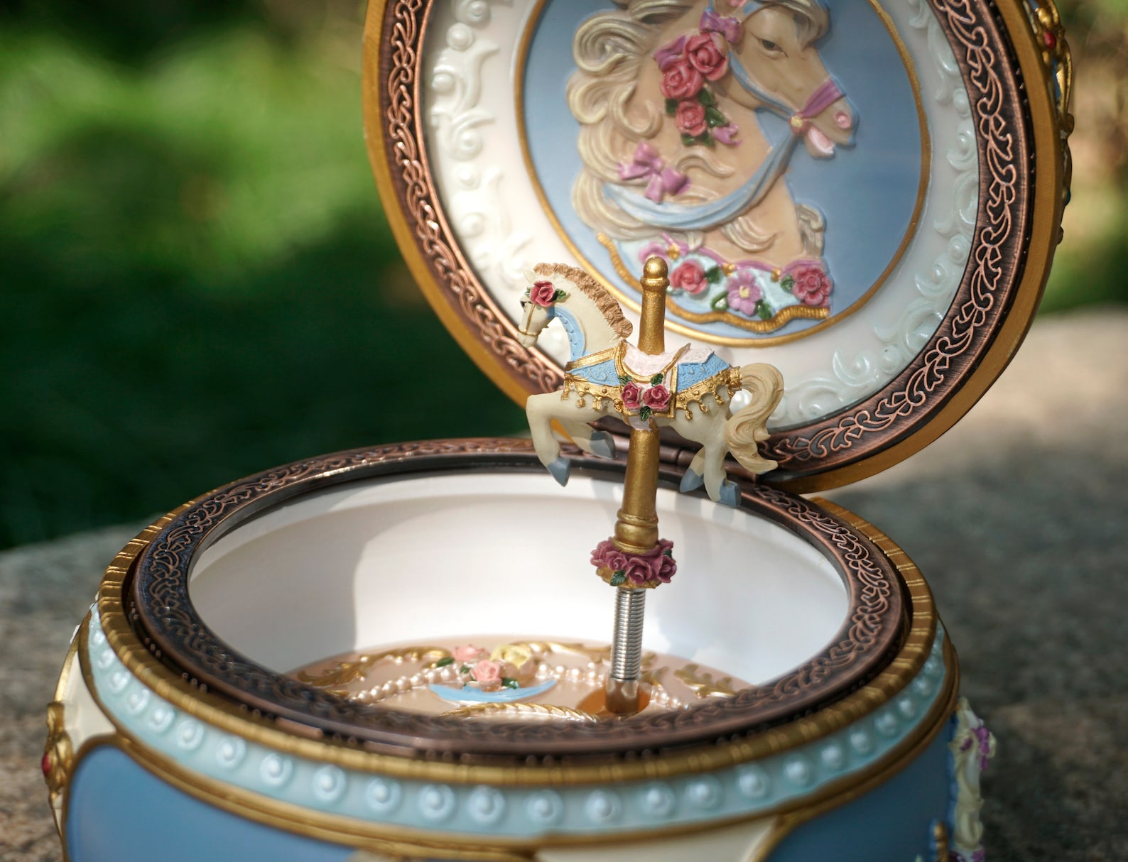 Personalized Carousel Horse Music Box With Engraved Howls - Etsy