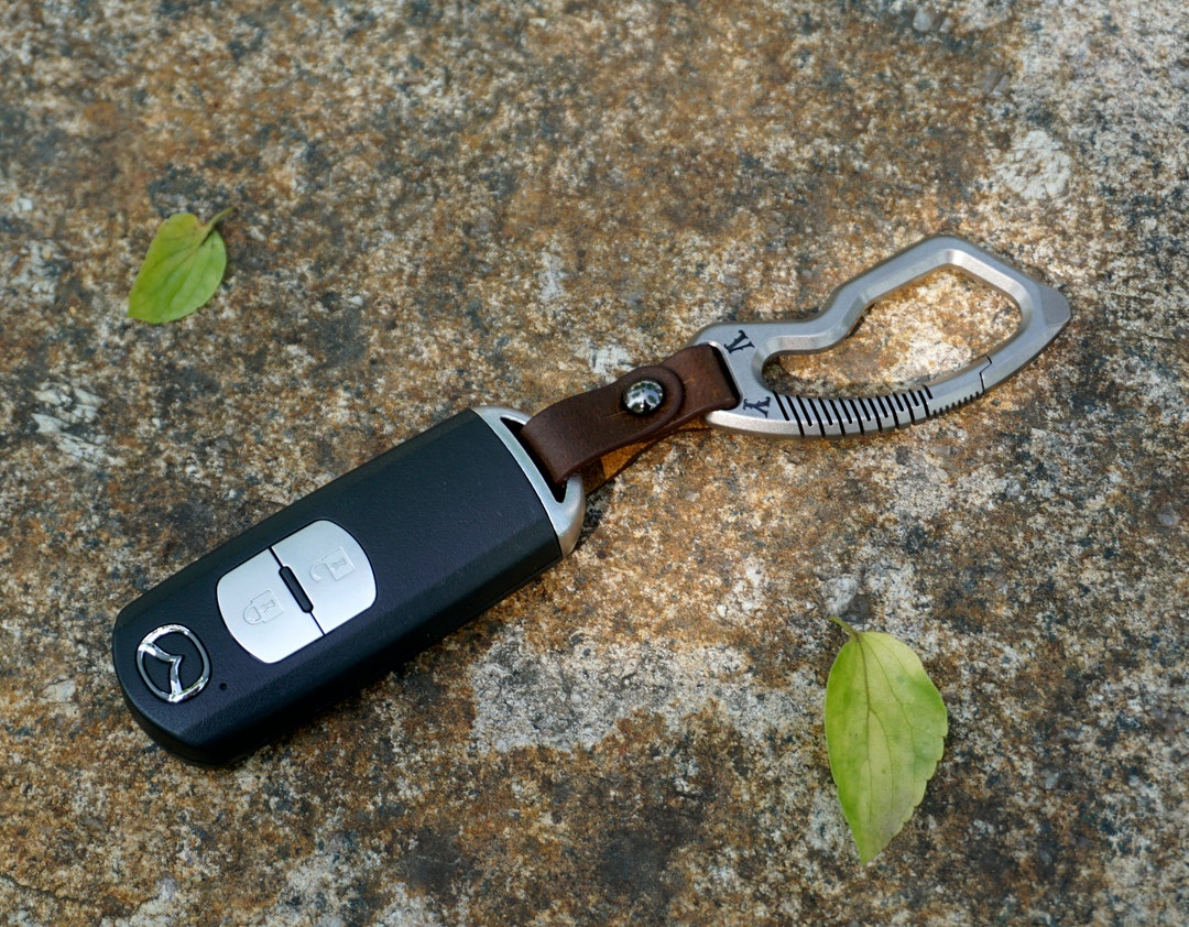 Personalized Titanium Carabiner Car Keychain With Genuine Leather, EDC ...