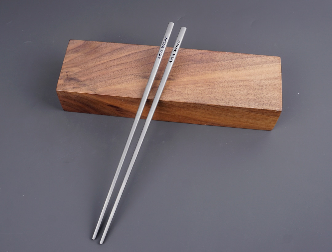 Personalized Titanium Chopsticks Set & Travel Case With Engraving ...