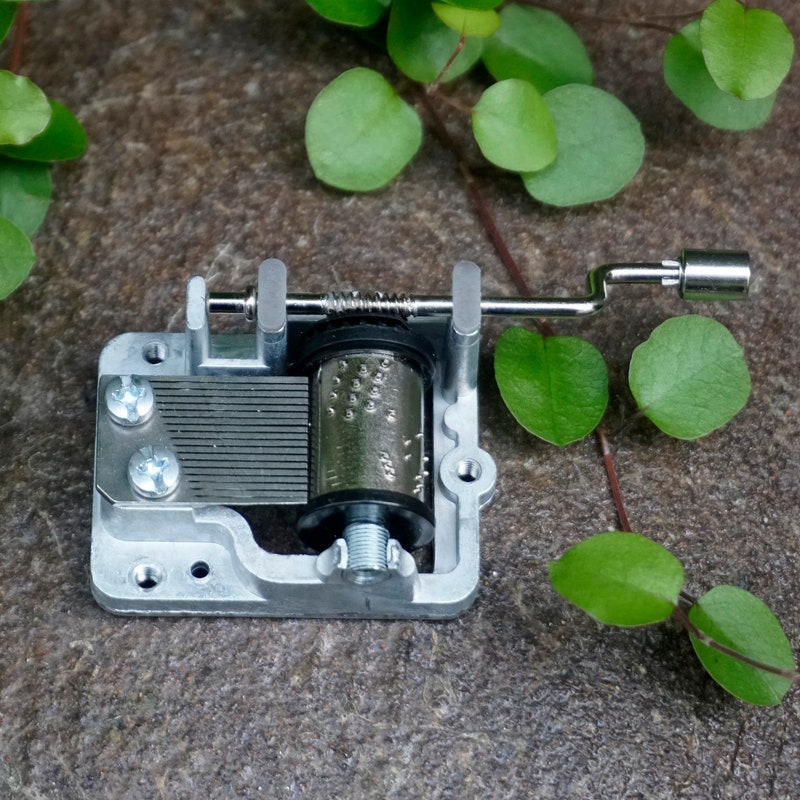 Hand Crank Music Box - Etsy