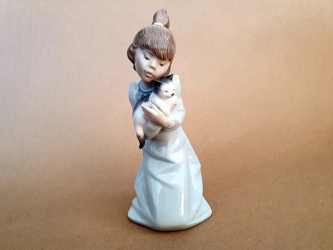 Cat Lladró #5712 "sleepy Kitten" Perfect Sculpture by Juan Huerta ...