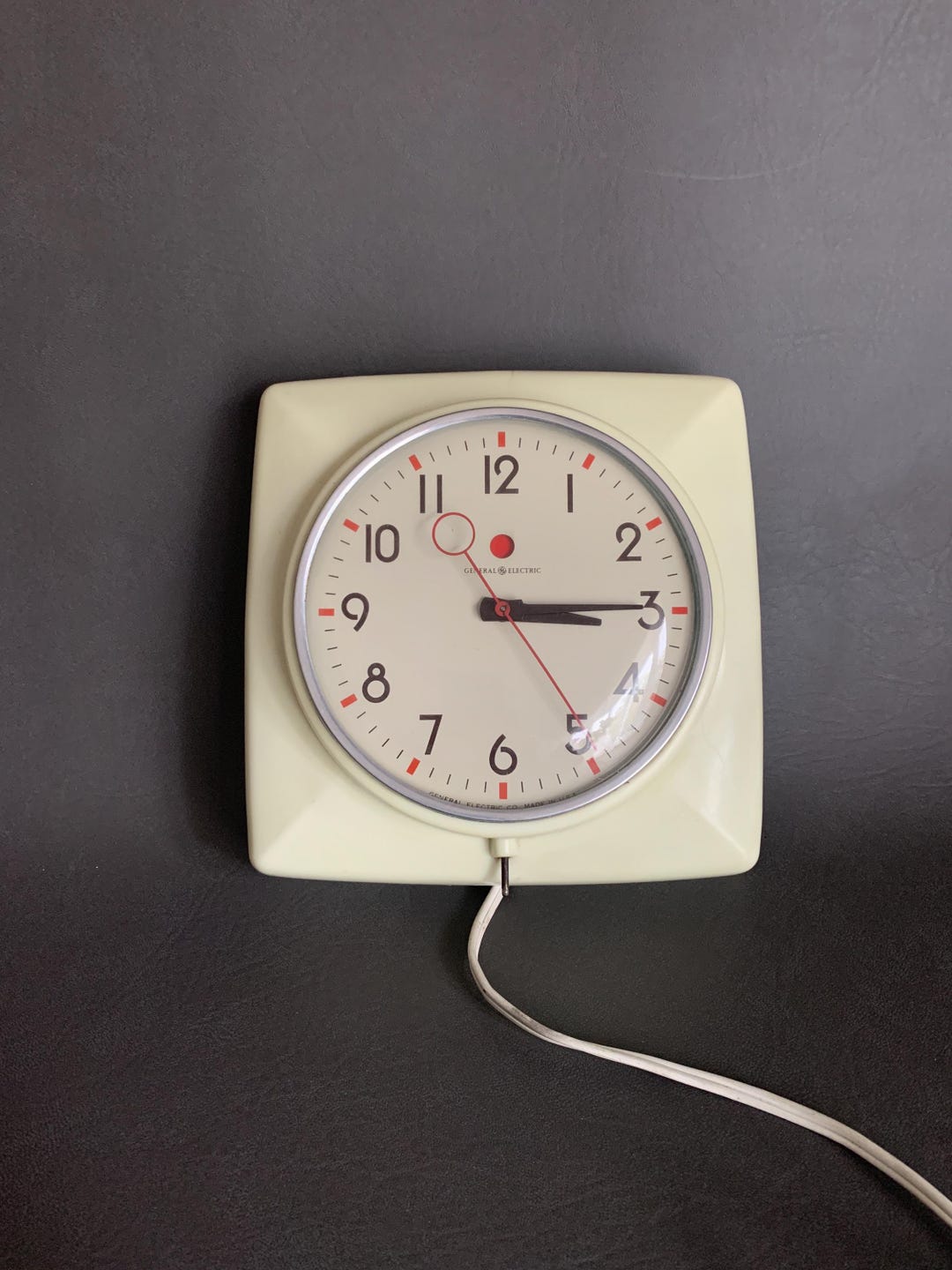 Vintage GE Kitchen Wall Clock: 1950s Retro Electric Square Cream Chrome ...
