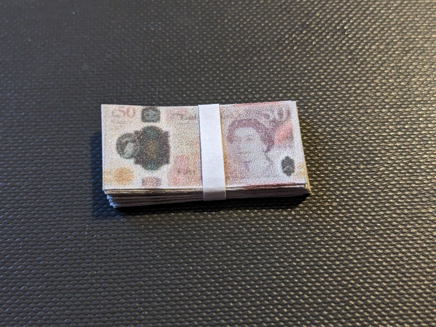 Printable UK Banknotes for 1:6 Scale Dolls and Action Figures 5, 10, 20 ...