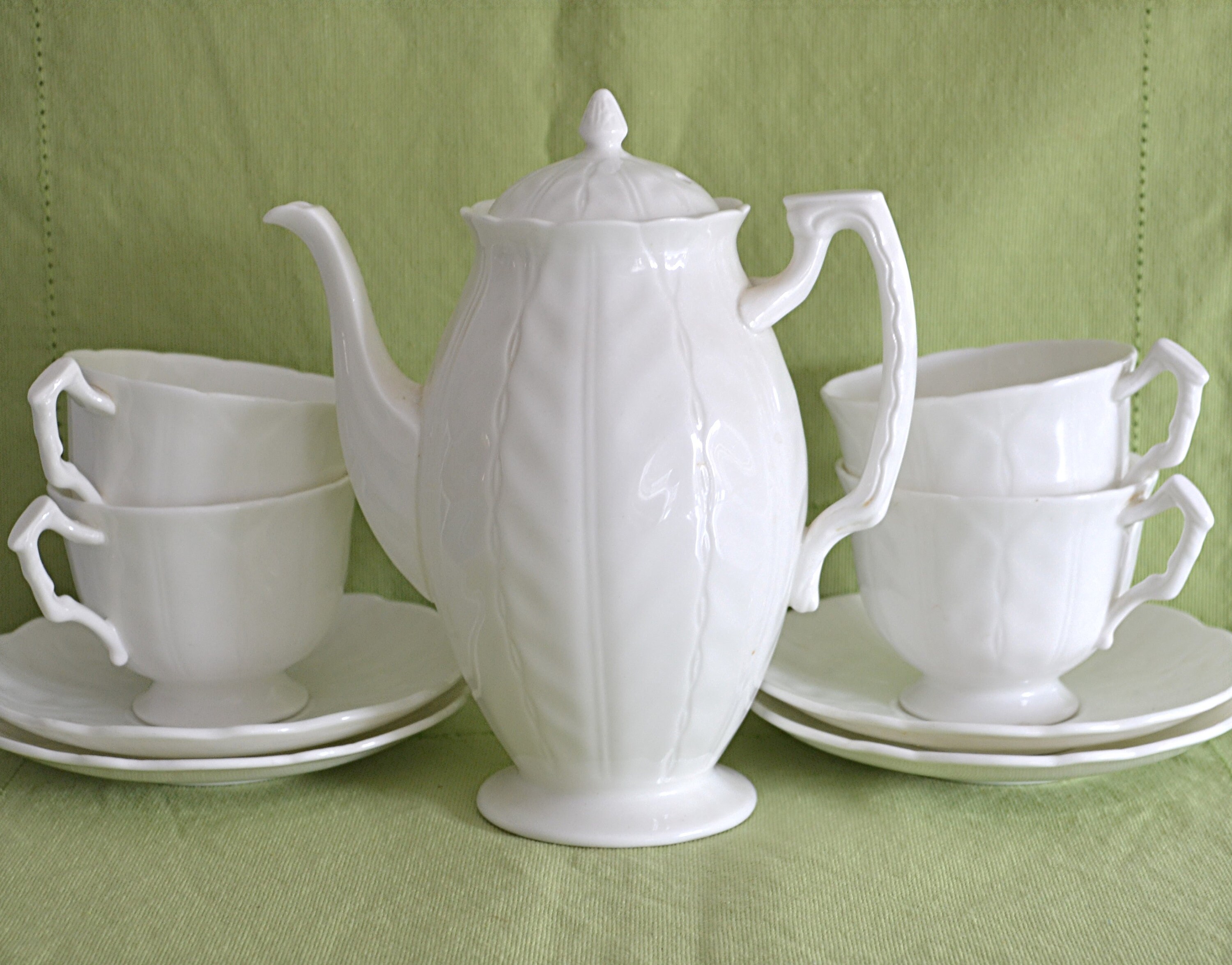 Aynsley White Crocus Tea Coffee Set With 4 Cups and Saucers - Etsy