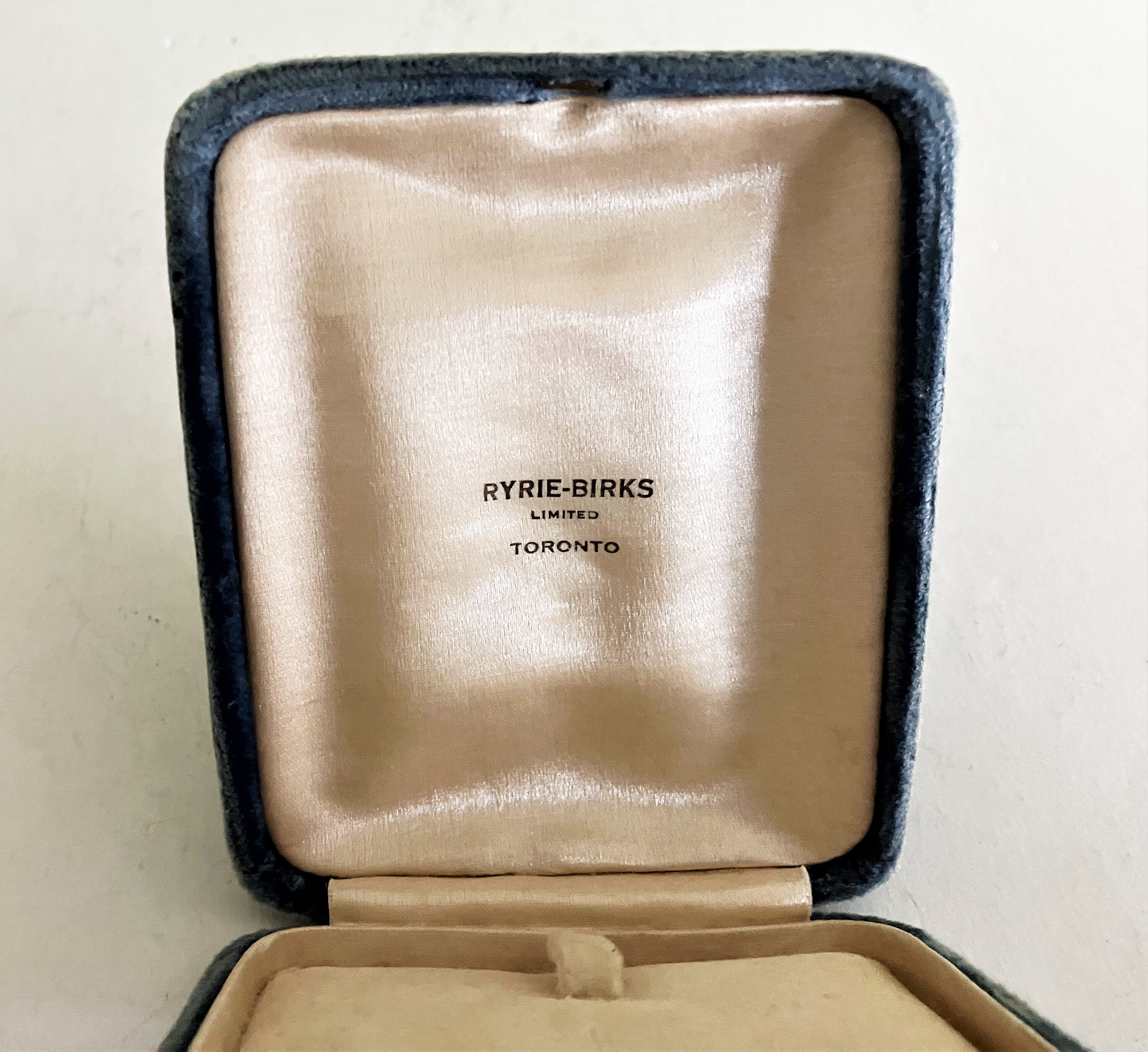 Birks Blue Velvet Presentation Jewelry Box - Etsy