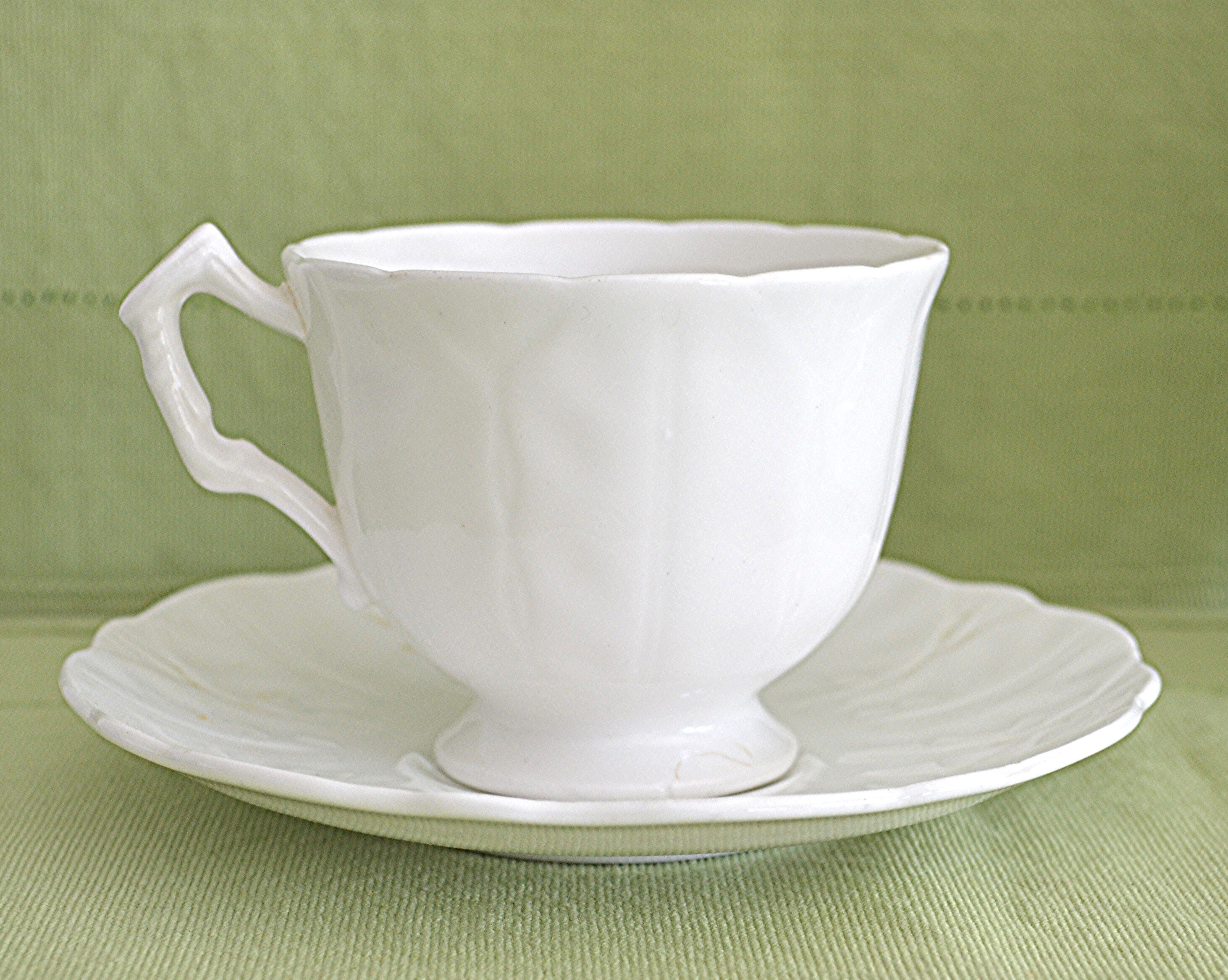 Aynsley White Crocus Tea Coffee Set With 4 Cups and Saucers - Etsy