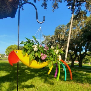 Sunny Parrot Hanging Planter: Colorful Bird Garden Decor - Etsy