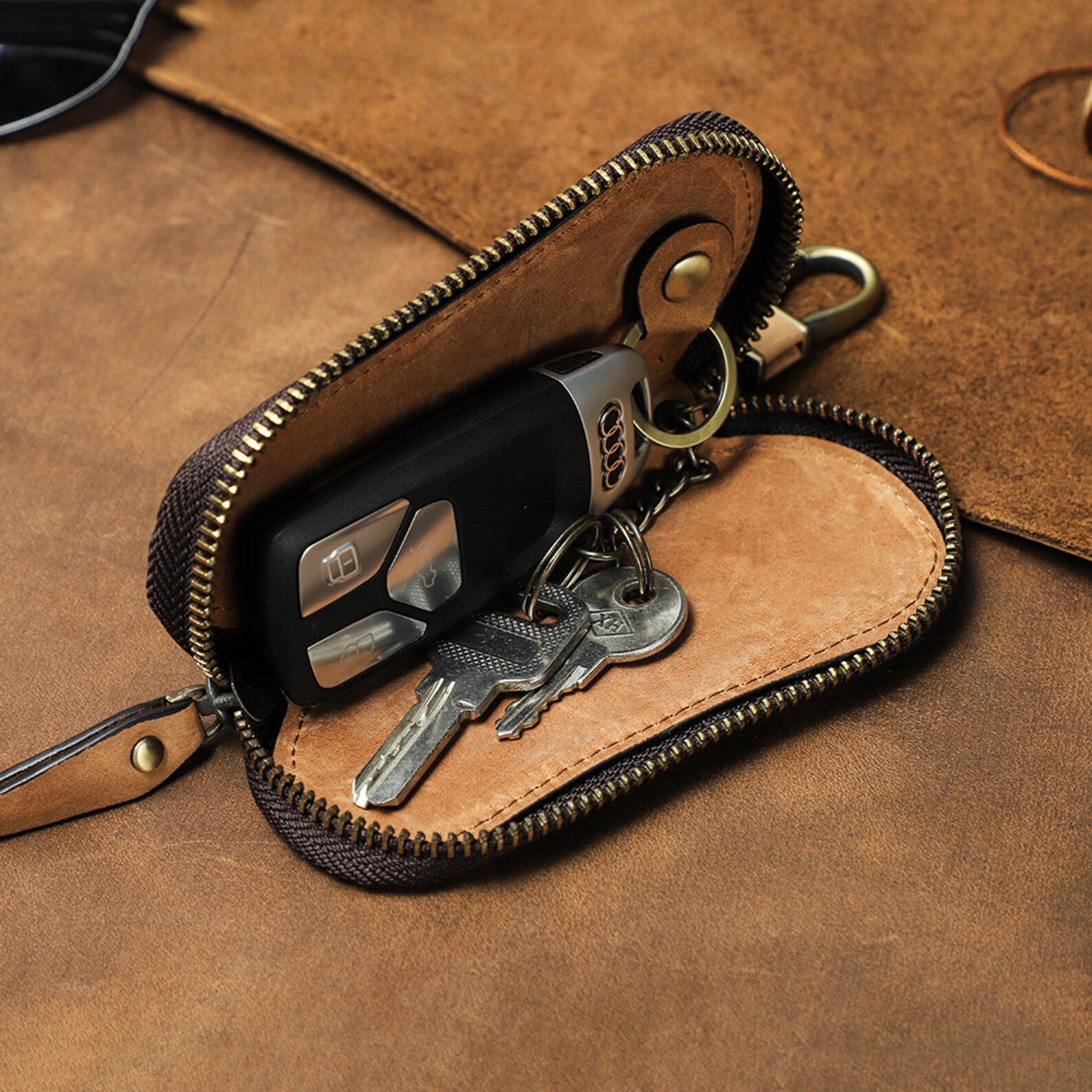Crazy Horse Leather Key Holder, Personalized Car Key Wallet - Etsy
