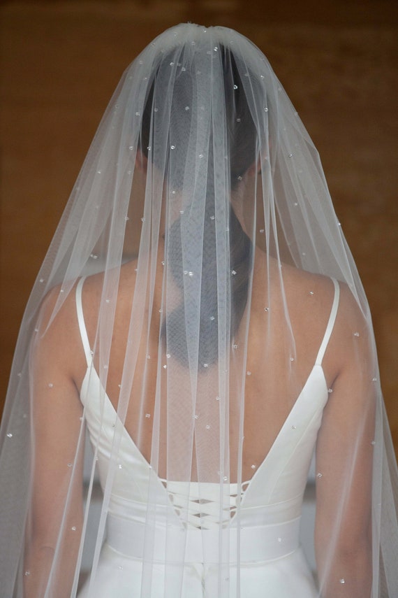 Wedding veil with crystals Veil with beads Long veil | Etsy