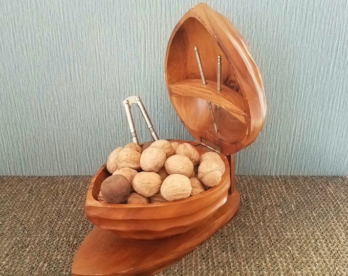 Vintage Wooden Nut Shaped Nut Bowl, 70's Monkey Pod Nut Dish, Walnut ...