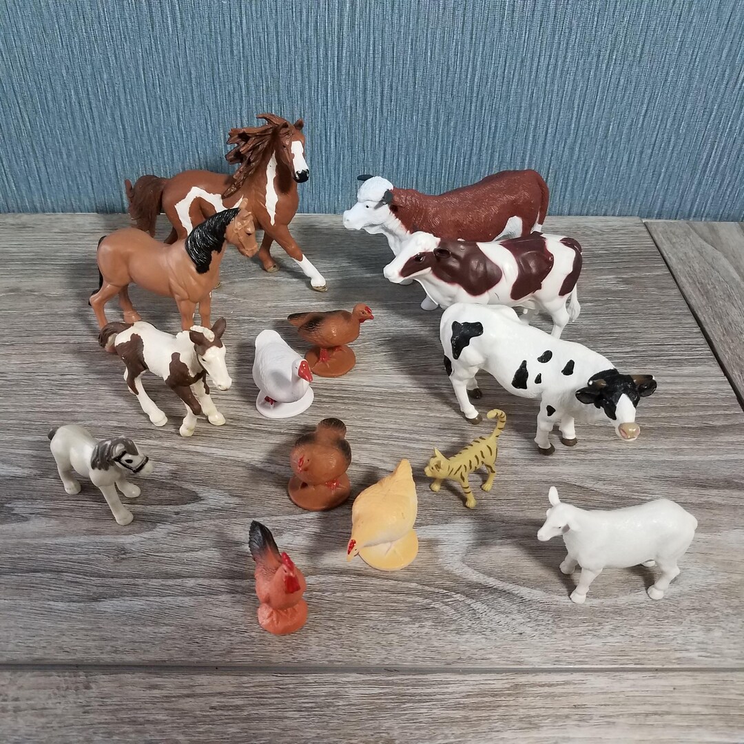 Vintage Set of 14 Mismatched Farm Animals, Horses, Cows, Goats, Rooster ...