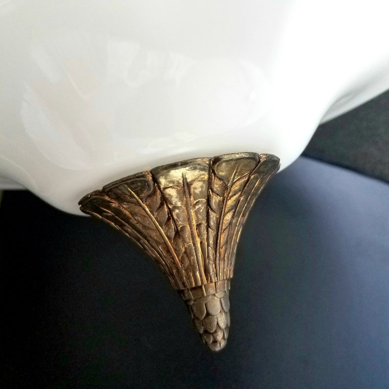 Retro RD Dero Enterprises 1974 White and Gold Swag Light Plug - Etsy