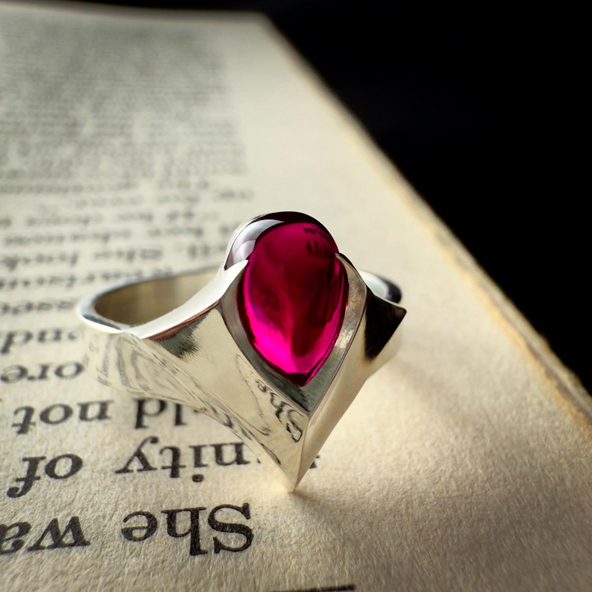 Ruby Sanguine - Vampire Ring, Gothic, Dracula, Dark Fantasy, Victorian ...