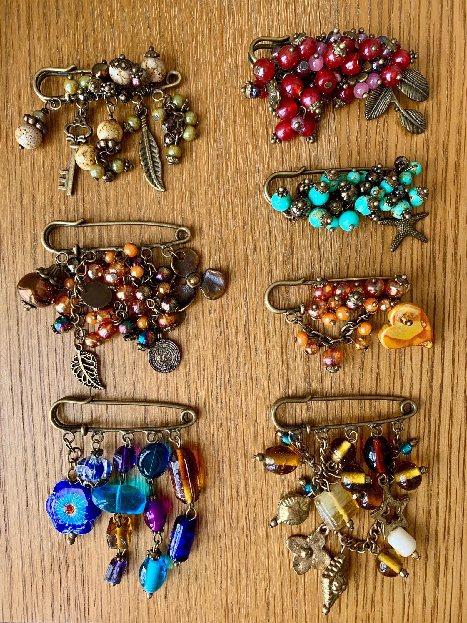 Kilt Pin Brooches With Beads, Beaded Bronze Brooch Pin, Decorative ...