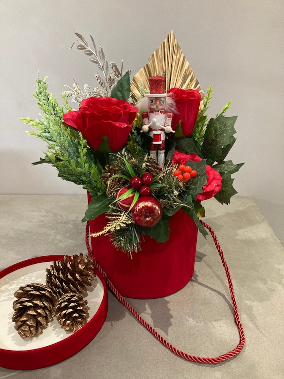 Christmas flowers and gifts store