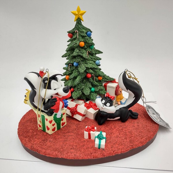 Pepe Le Pew Christmas Ornaments - Etsy