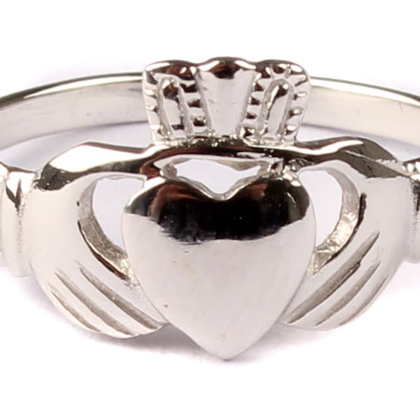 Claddagh Ring - Etsy
