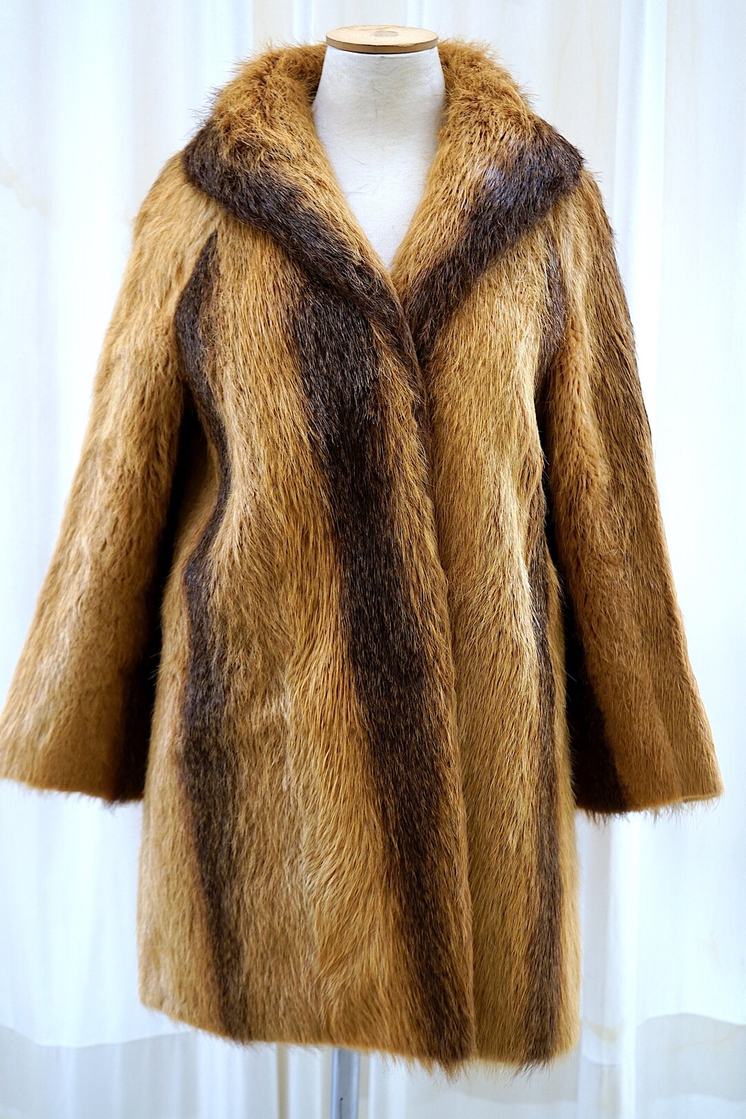 70's Real Fur Coat. Vintage Long Fur Jacket. Women Fur - Etsy