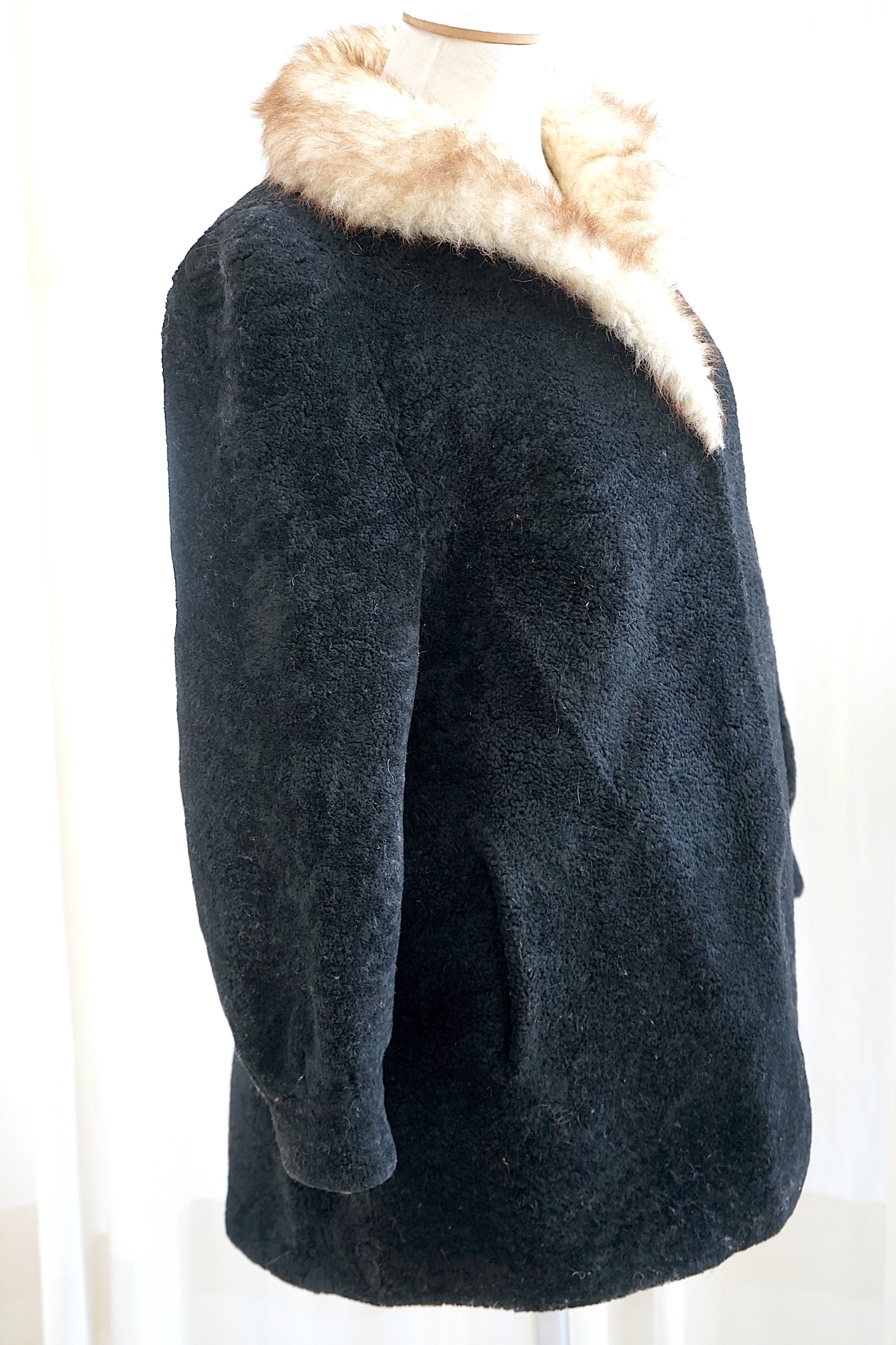 Genuine Astrakhan Fur Coat in Black Color With Real Fur Collar Persian ...