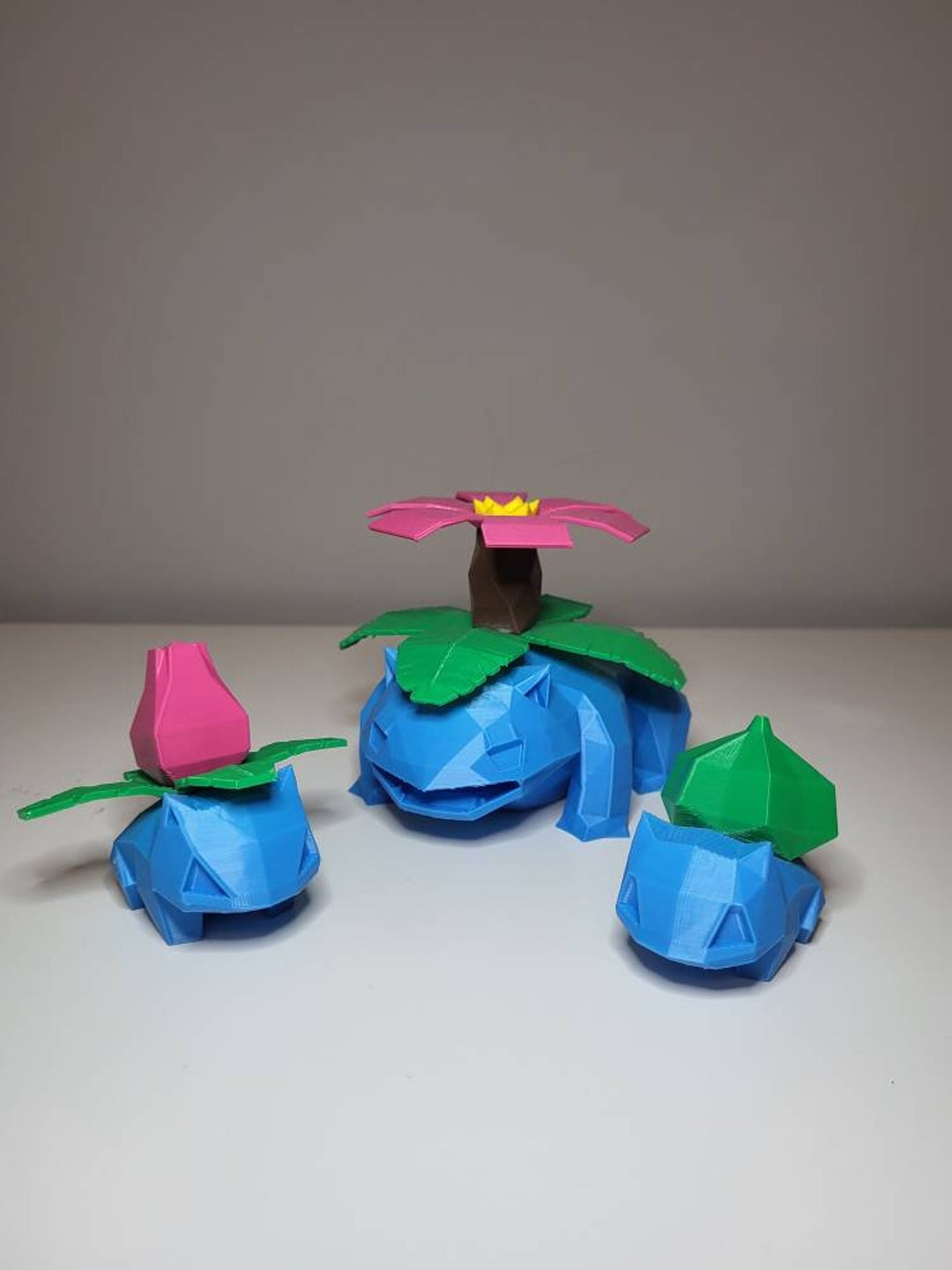 Bulbasaur Evolution Line. Bulbasaur, Ivysaur, Venusaur Pokemon Figure ...