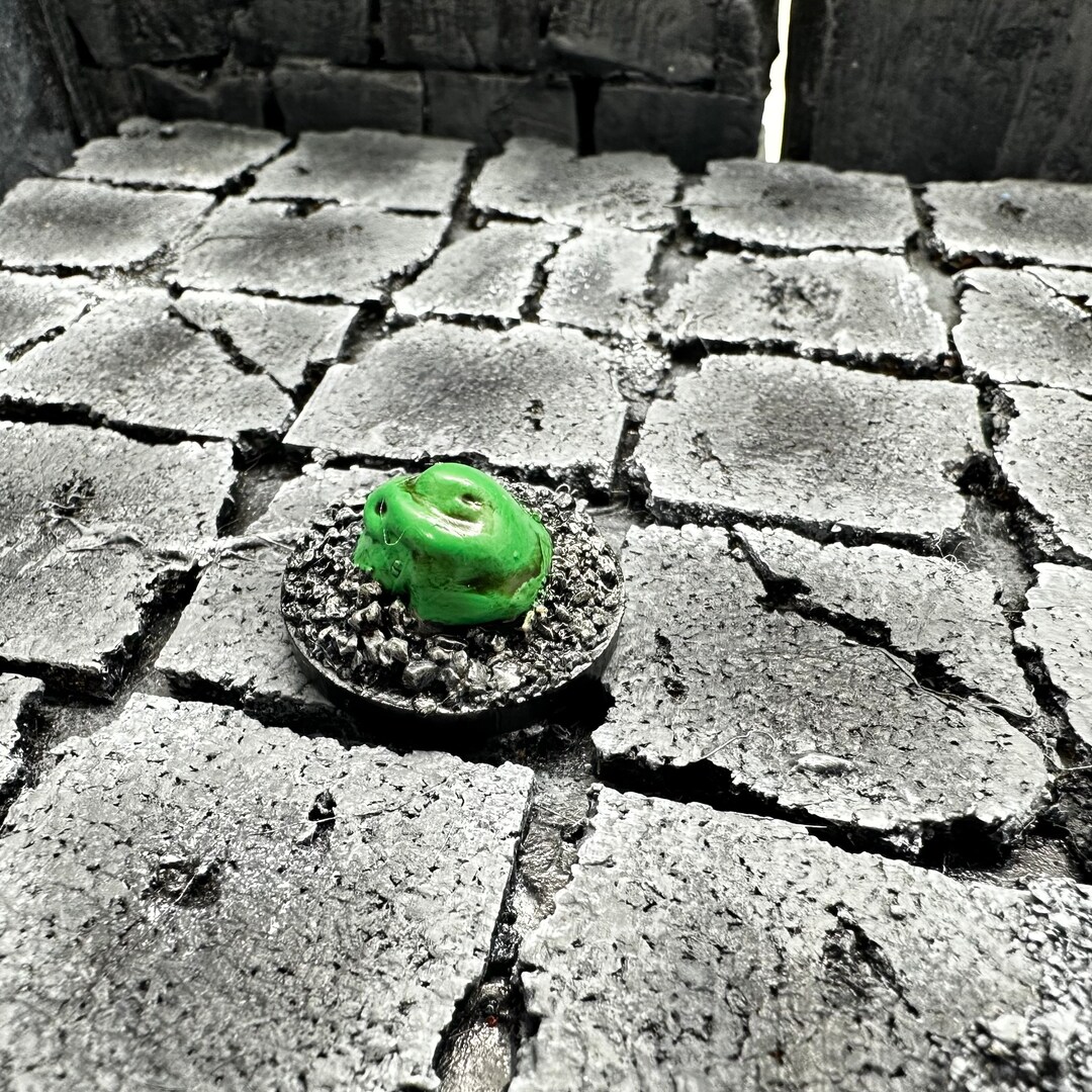 Green Slime Small Ooze Miniature for DND Dungeons and - Etsy