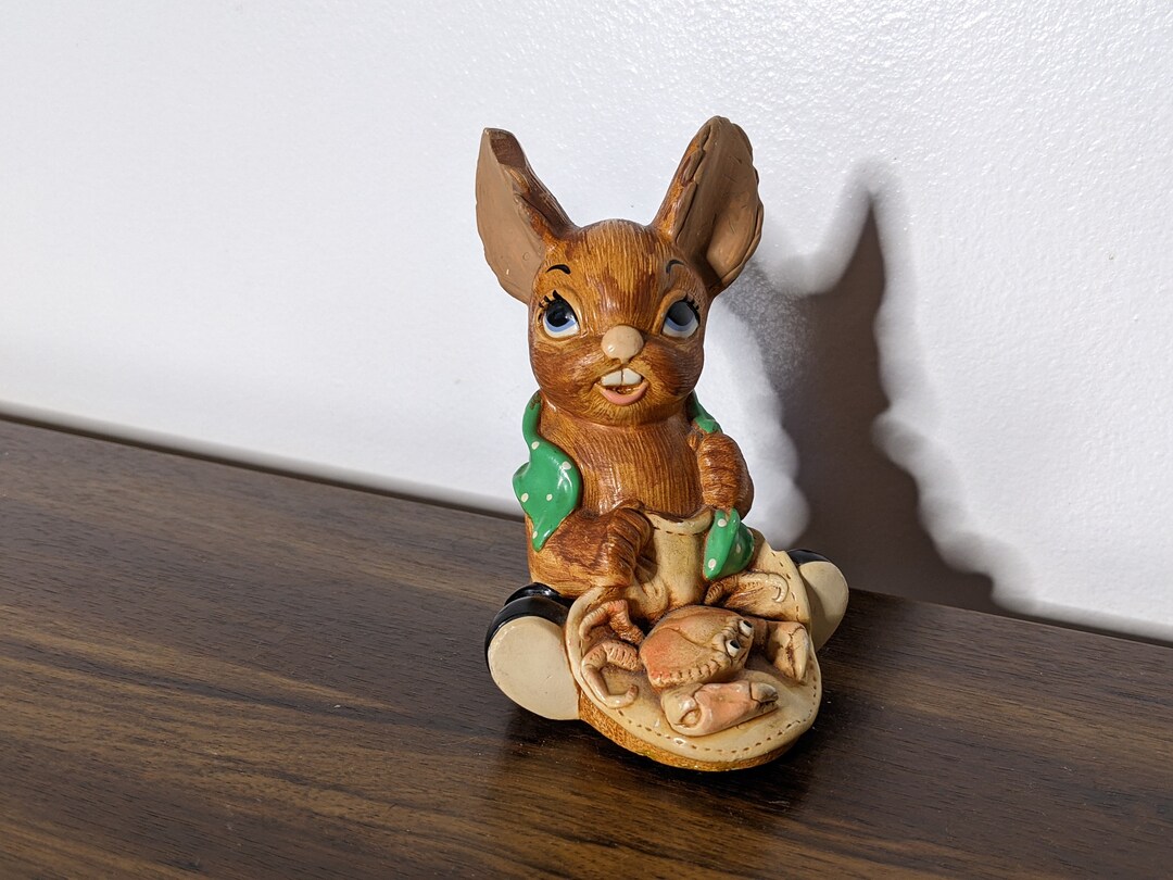 Vintage Pendelfin Bunny Rabbit Statue nipper With Crab and Polka Dot ...