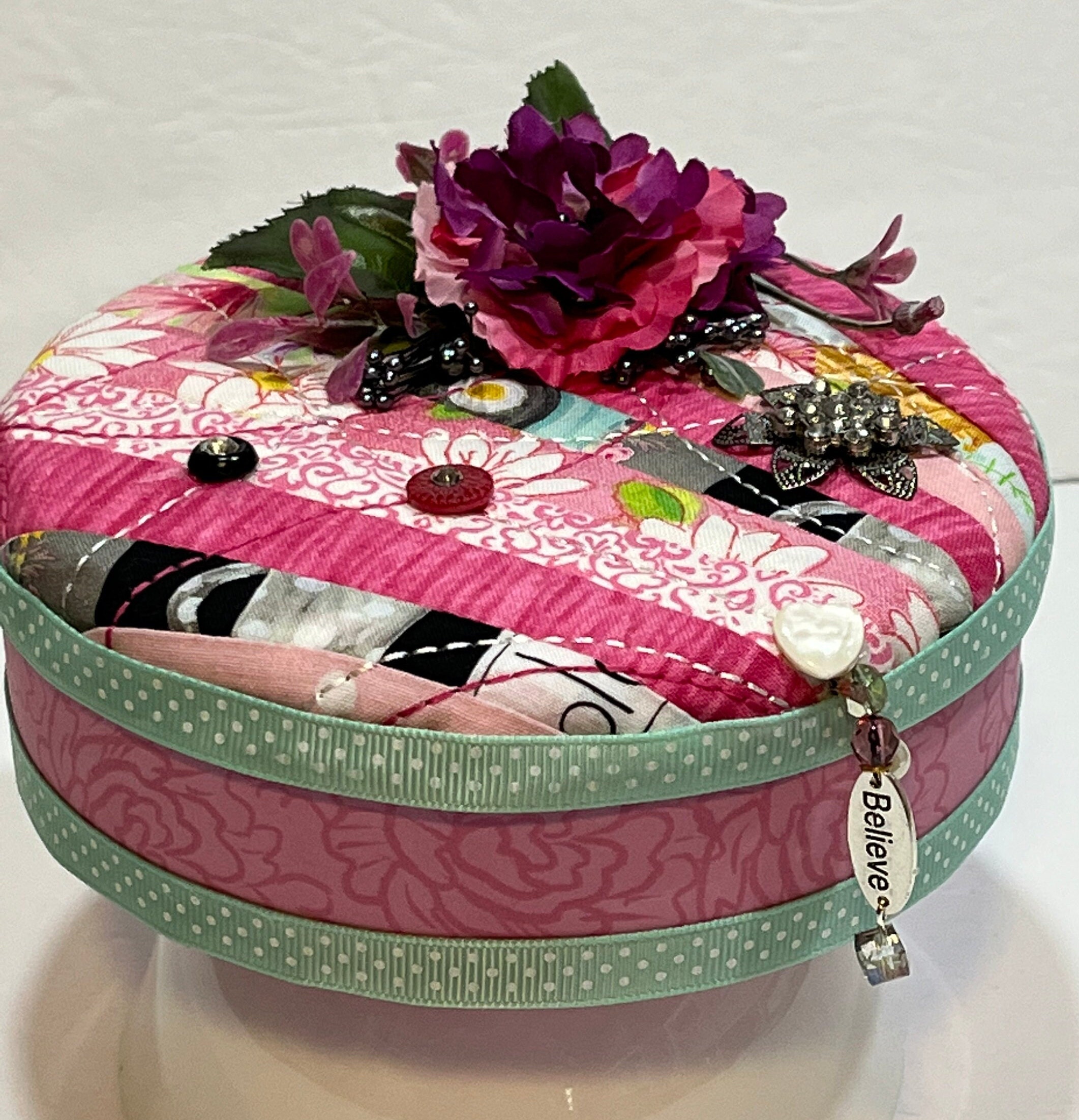 Pastel Trinket Box: Pretty Pink & Rose Tin Storage With Floral Décor ...
