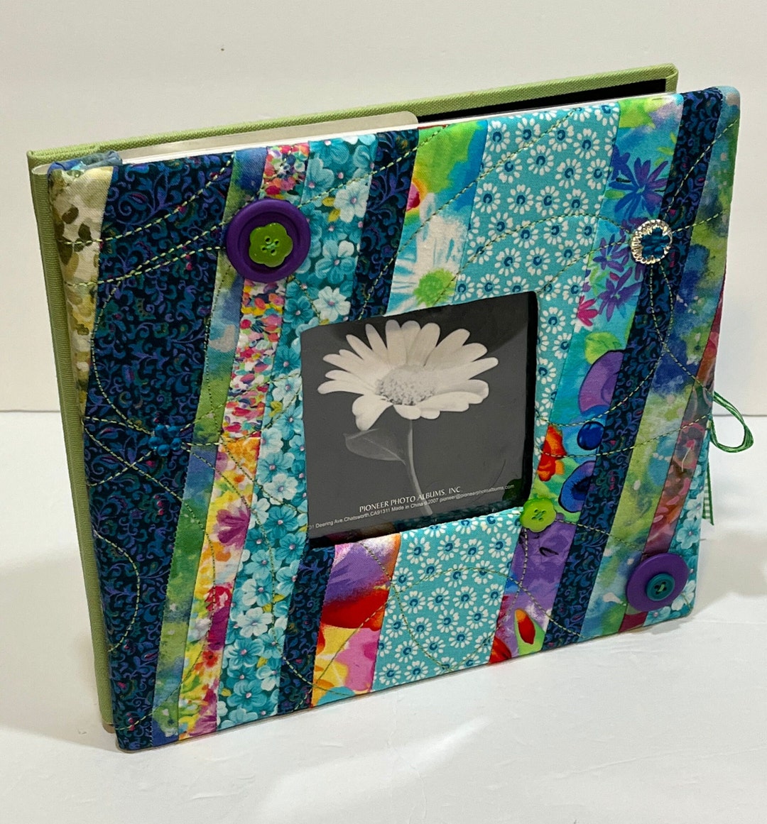 Memories Album: Scrappy Embellished Quilted Cover - Expandable ...