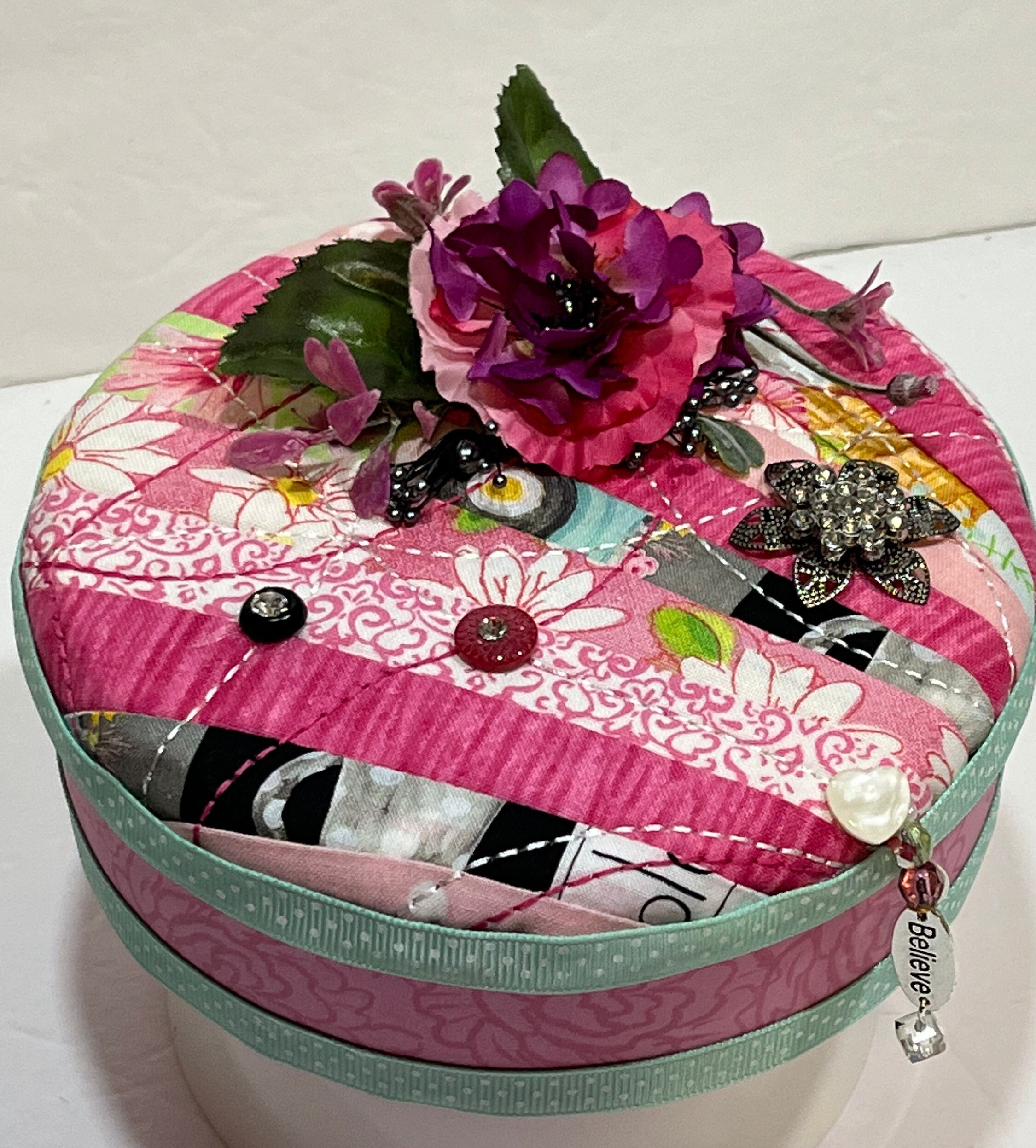 Pastel Trinket Box: Pretty Pink & Rose Tin Storage With Floral Décor ...