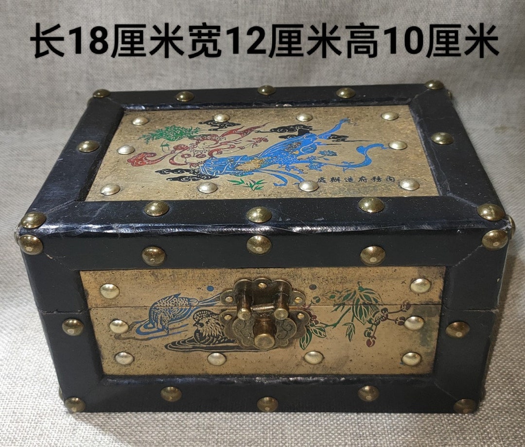 Chinese Hand-carved Lacquer Music Box Ornaments, Exquisite and Worthy ...