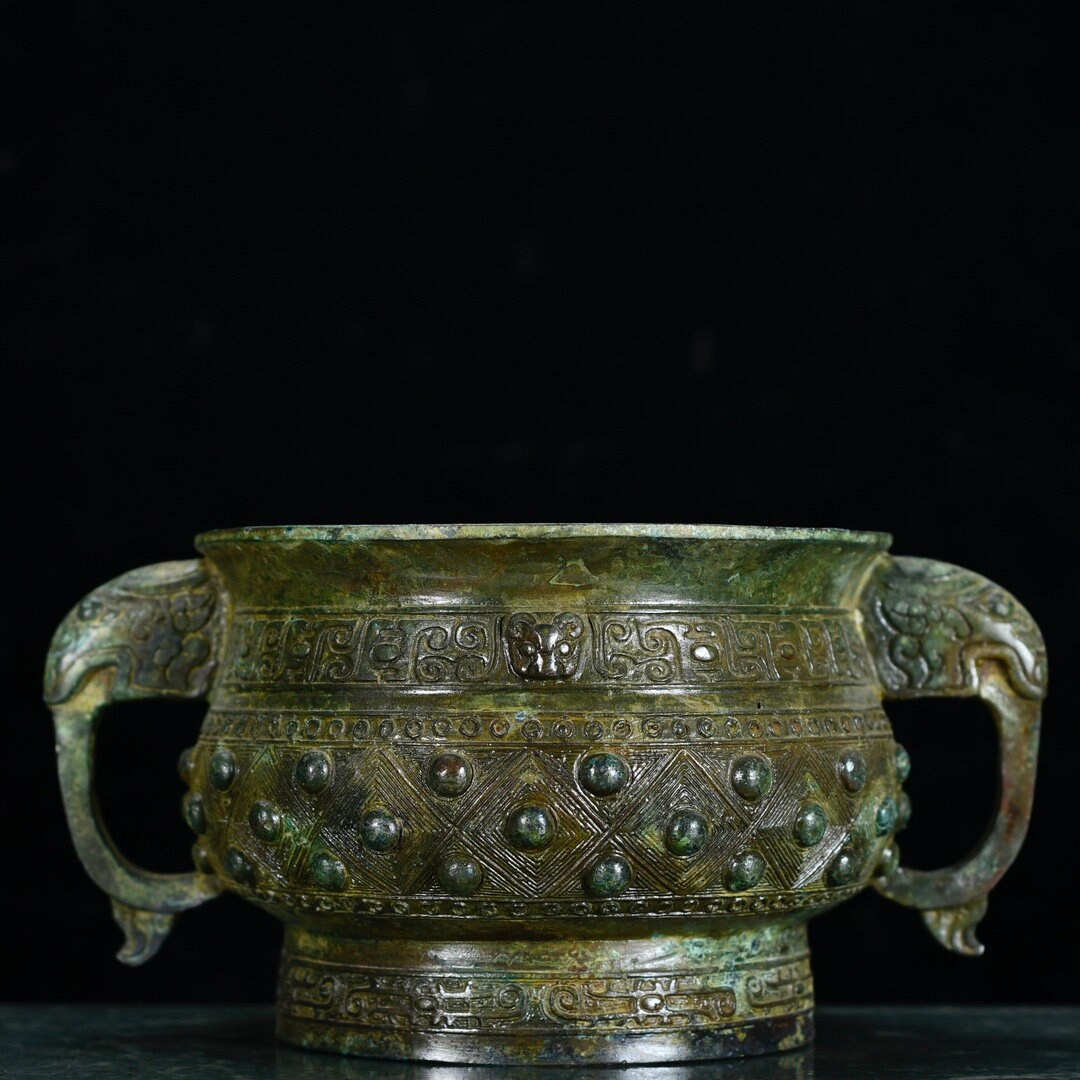 Chinese Statue Hand-carved Han Dynasty Bronze Gui Basin Ornament With ...