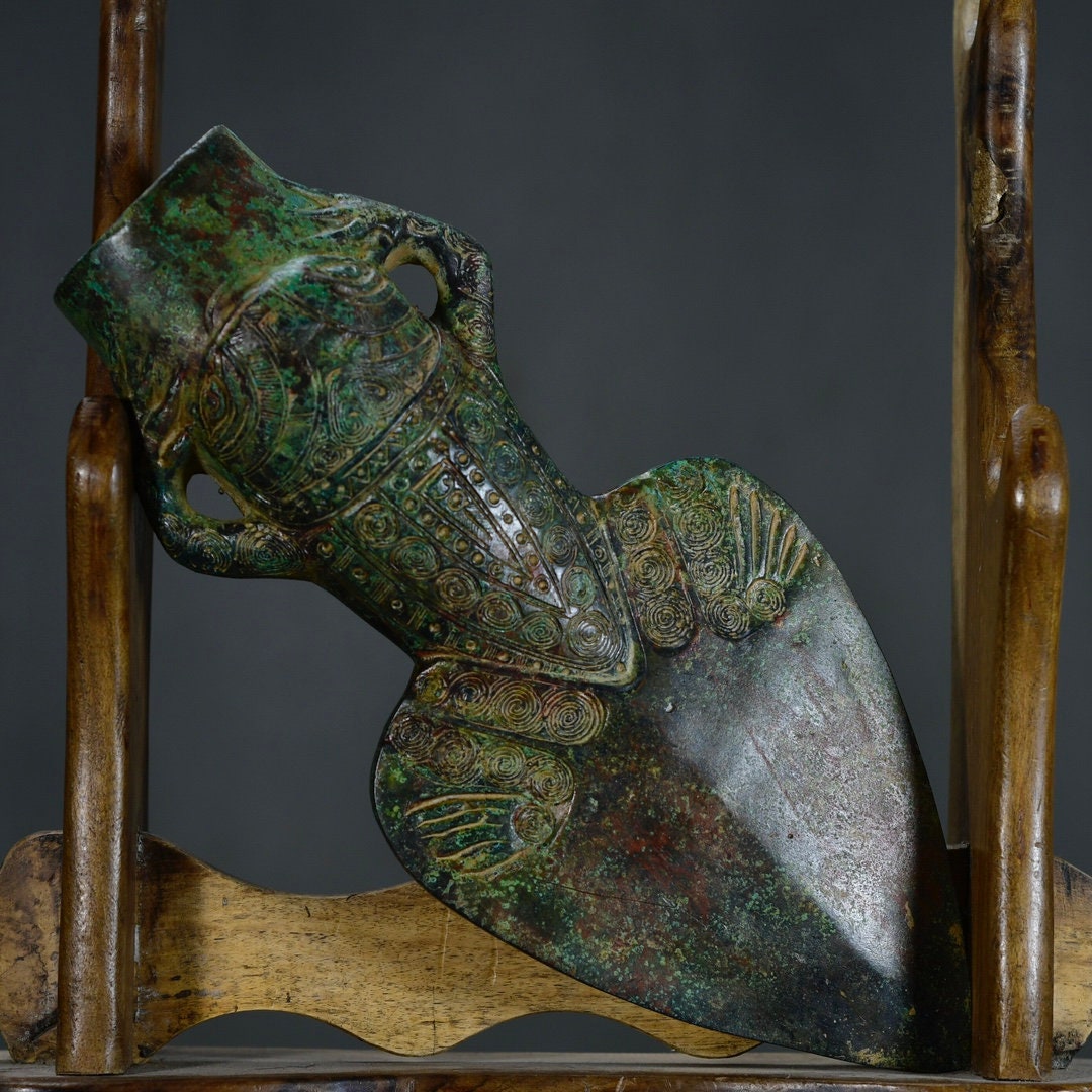 Chinese Statues Are Purely Hand-carved Bronze and Copper Spearhead ...