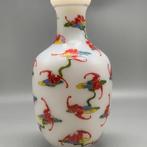 Chinese Statue Pure Hand-carved Glass Vase Ornaments, Worthy of ...