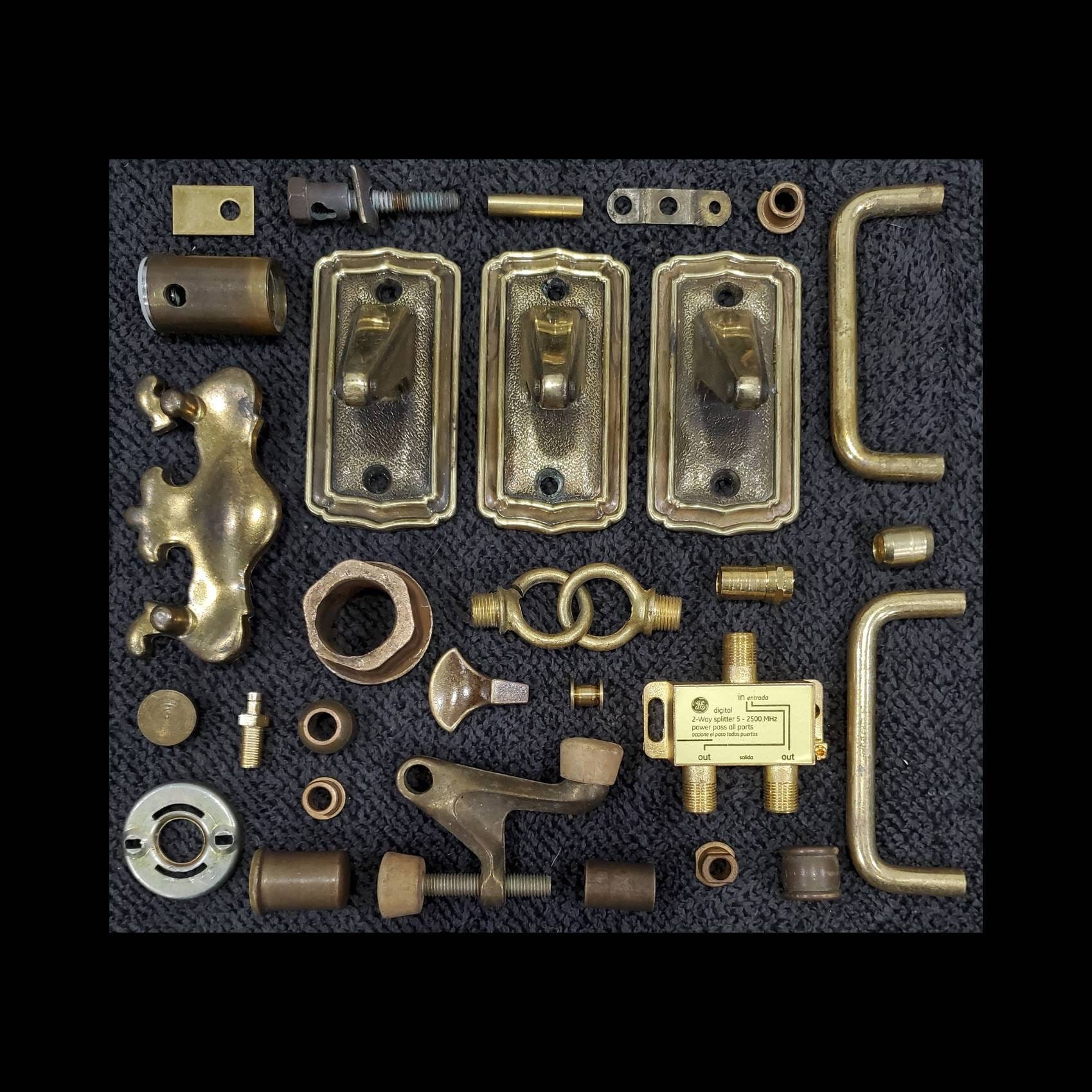 Mixed Lot of 30+ Random Metal Parts, Craft Supplies, Robot Parts ...