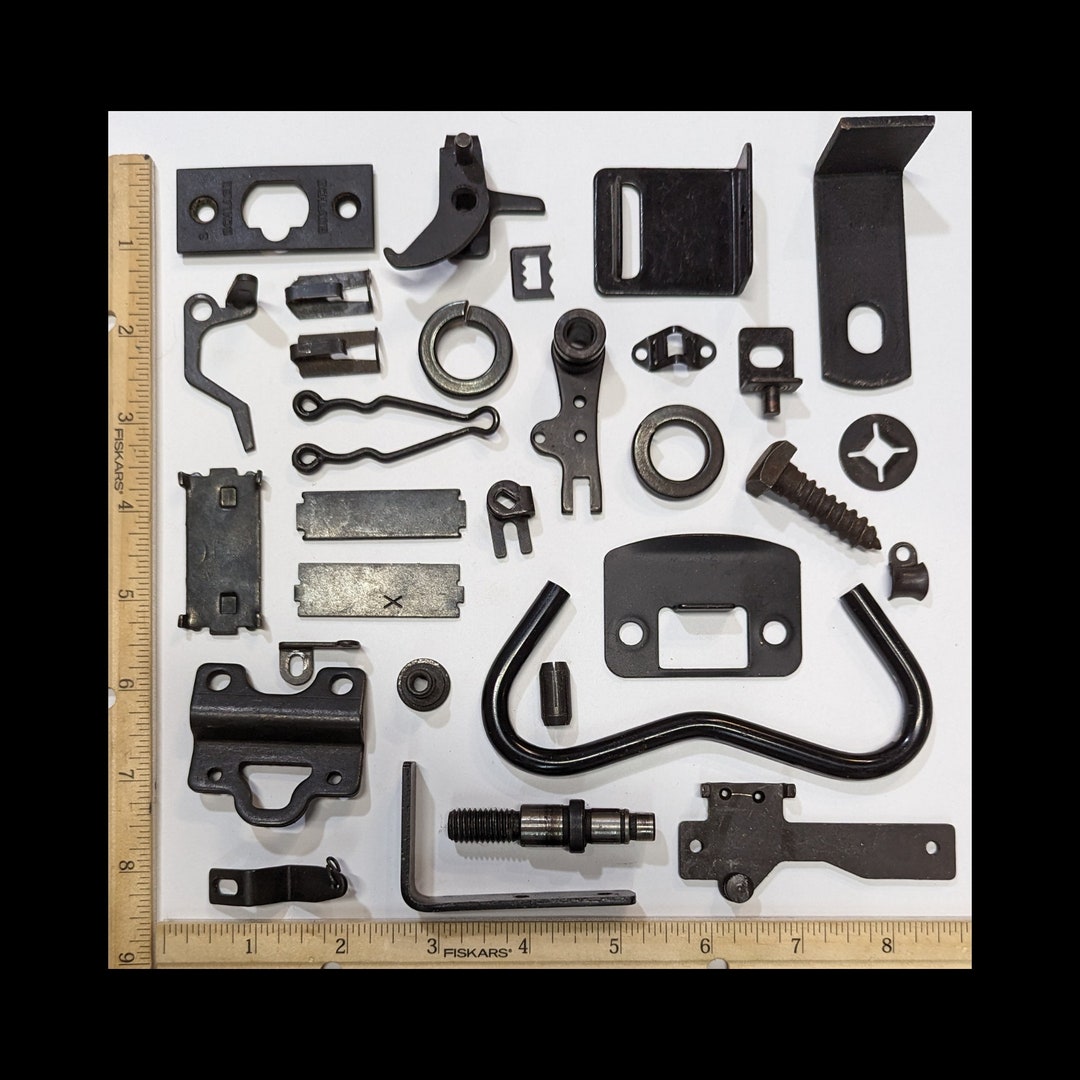 Mixed Lot of 30 Random Metal Scrap, Craft Supplies, Robot Parts, Caps ...