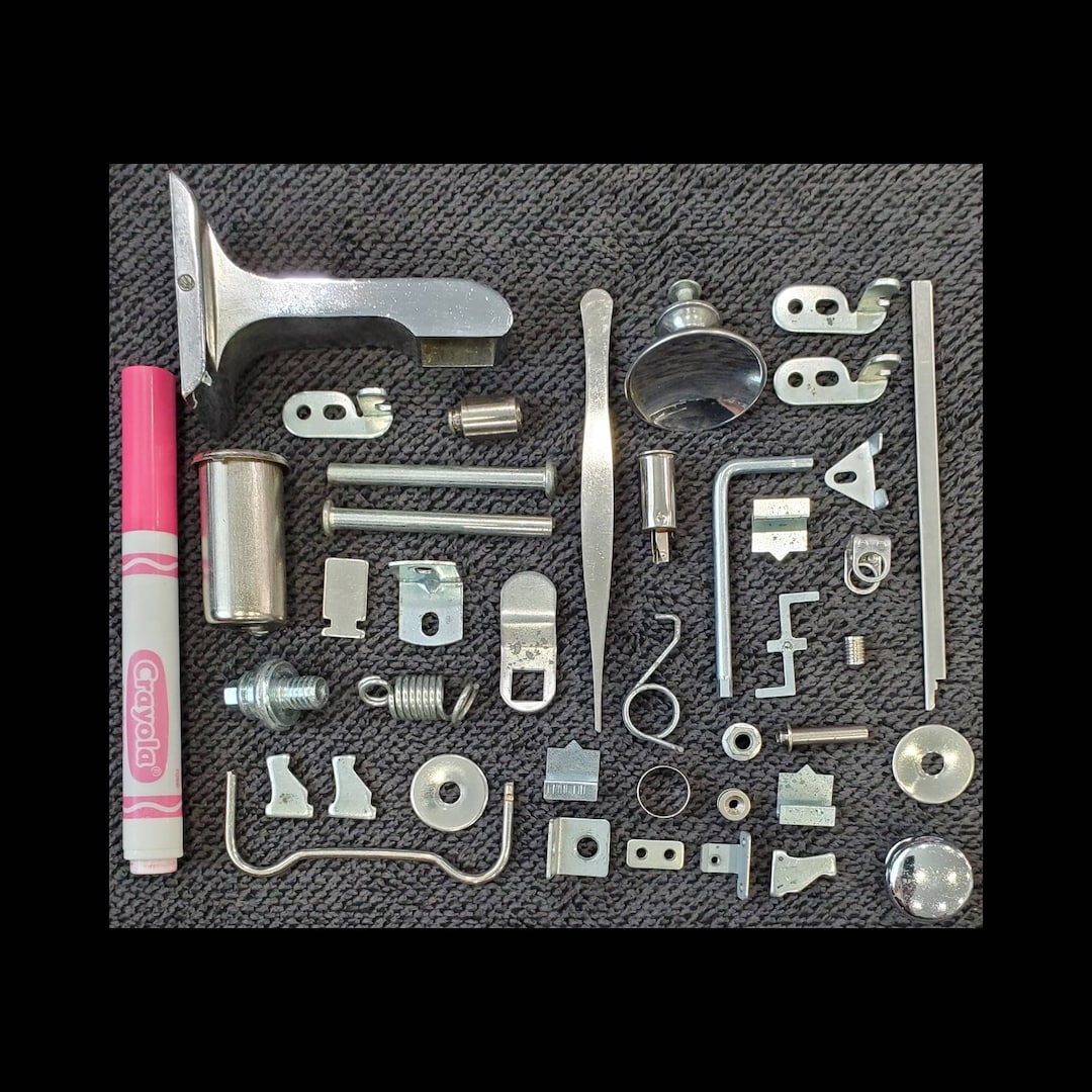 Mixed Lot of 40 Random Metal Scrap, Craft Supplies, Robot Parts, Caps ...